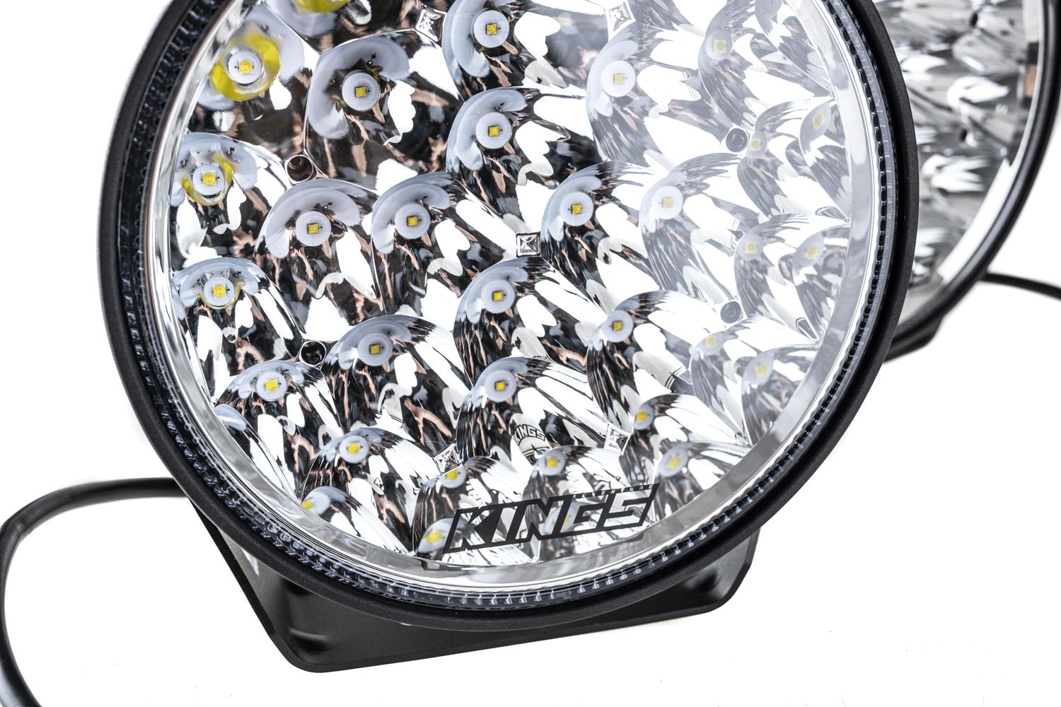 Kings Domin8r Xtreme 7” LED Driving Lights (Pair) | 1 Lux @ 1,111m ...