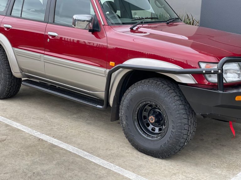 NISSAN GU PATROL SERIES 1 2 3 1997-2004 HEAVY DUTY SIDESTEPS + BARS ...