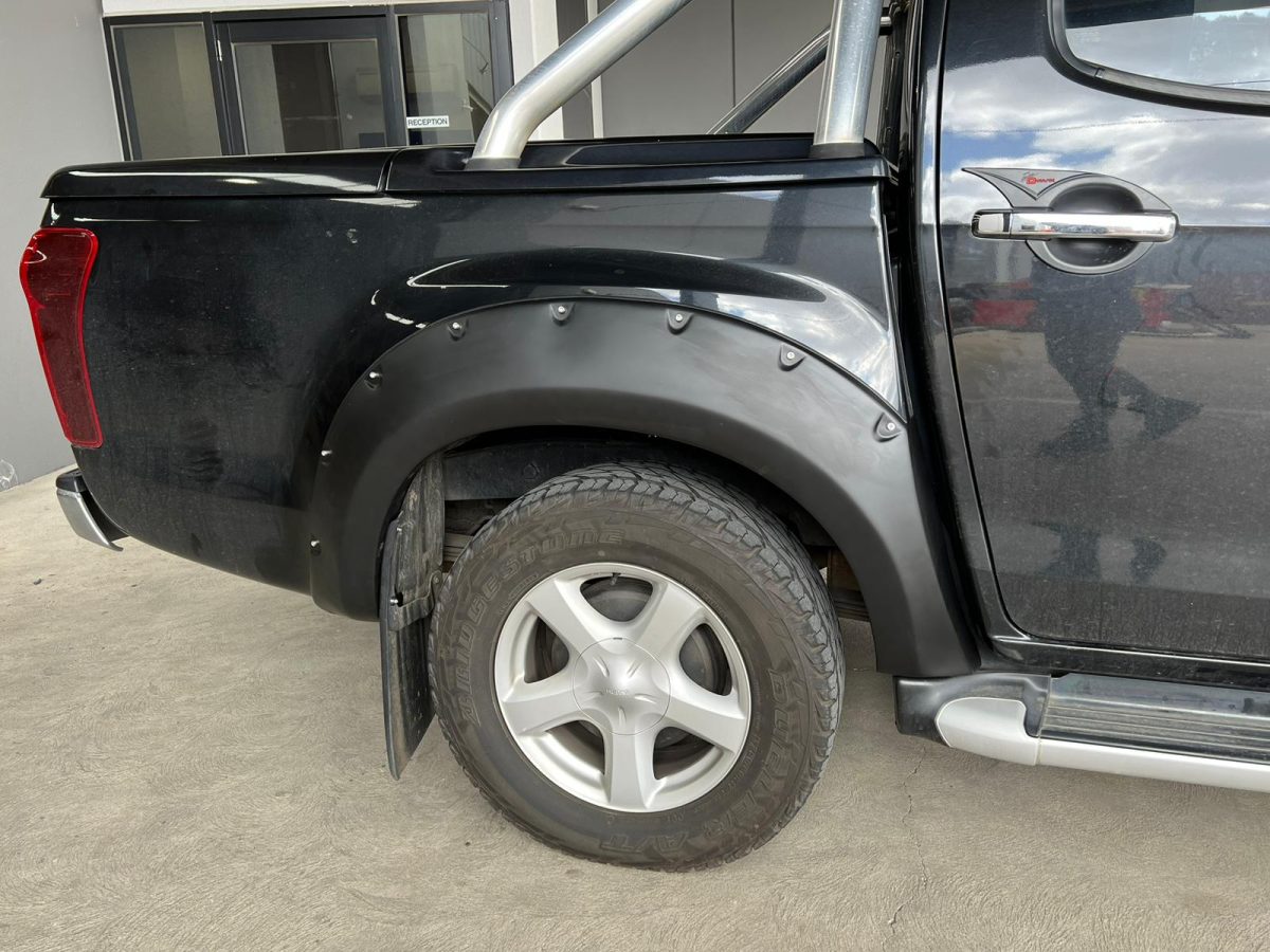 Black Jungle Fender Flares To Suit Isuzu D-max DMAX 2012 - 2016 | PS4X4