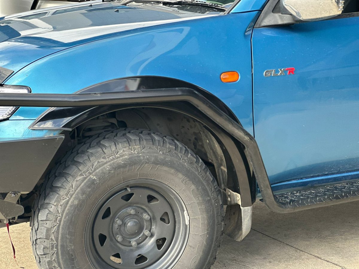 Steel Side Steps & Brush Bars for Mitsubishi Triton ML MN 2006-2015 | PS4X4