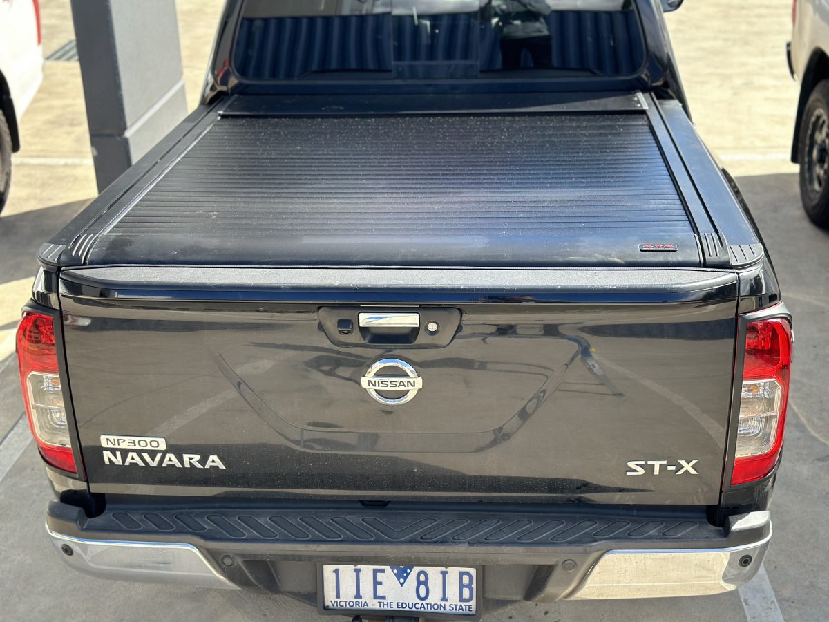 FITS NISSAN NAVARA NP300 D23 ELECTRIC ROLLER SHUTTER COVER TONNEAU HARD ...