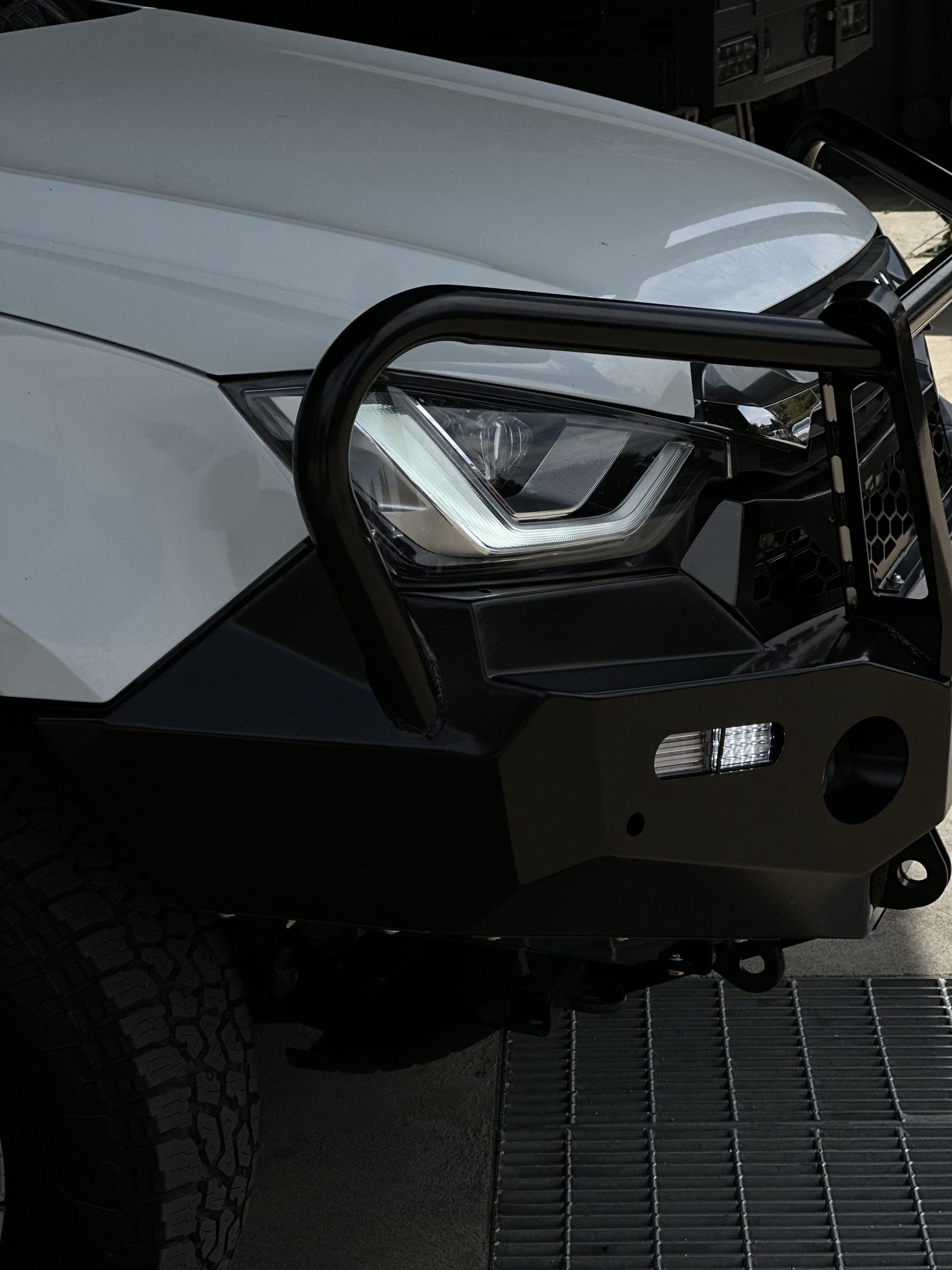 PS4X4 PREMIUM DELUXE BULL BAR TO SUIT ISUZU D-MAX DMAX 2019 + ADR ...